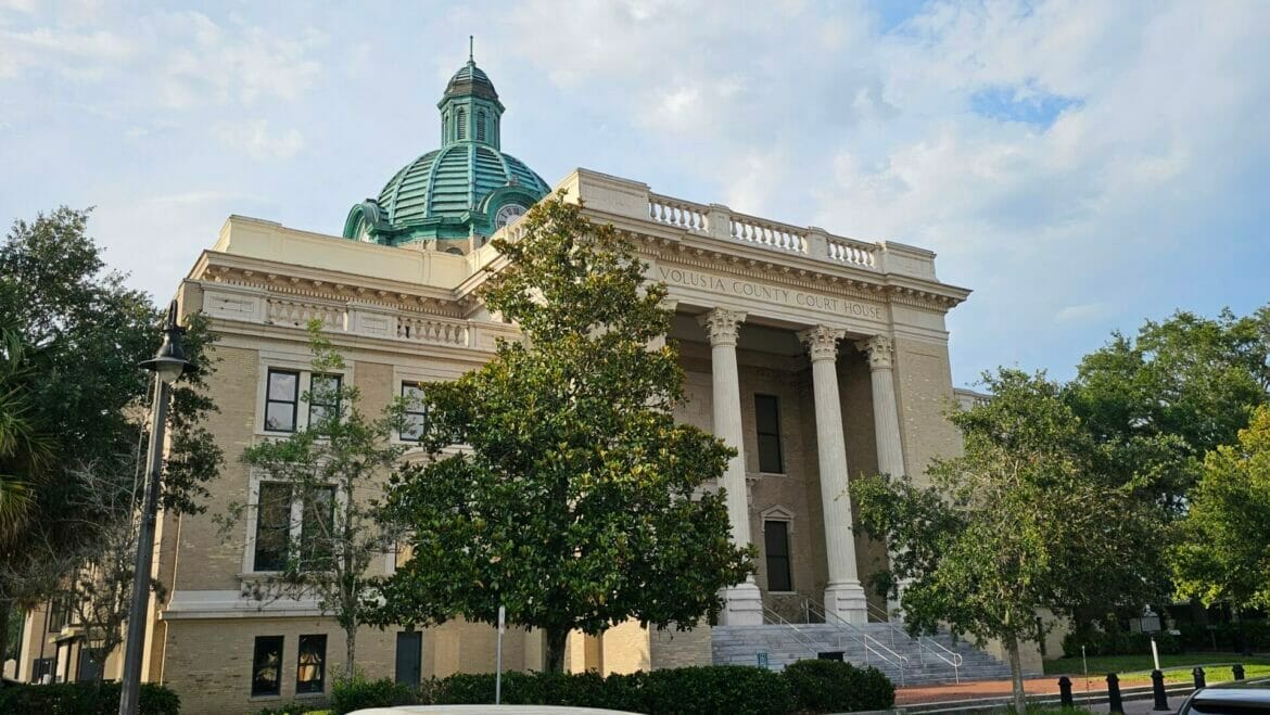 O que fazer em DeLand, cidade incrível a 1 hora de Orlando | Andreza ...